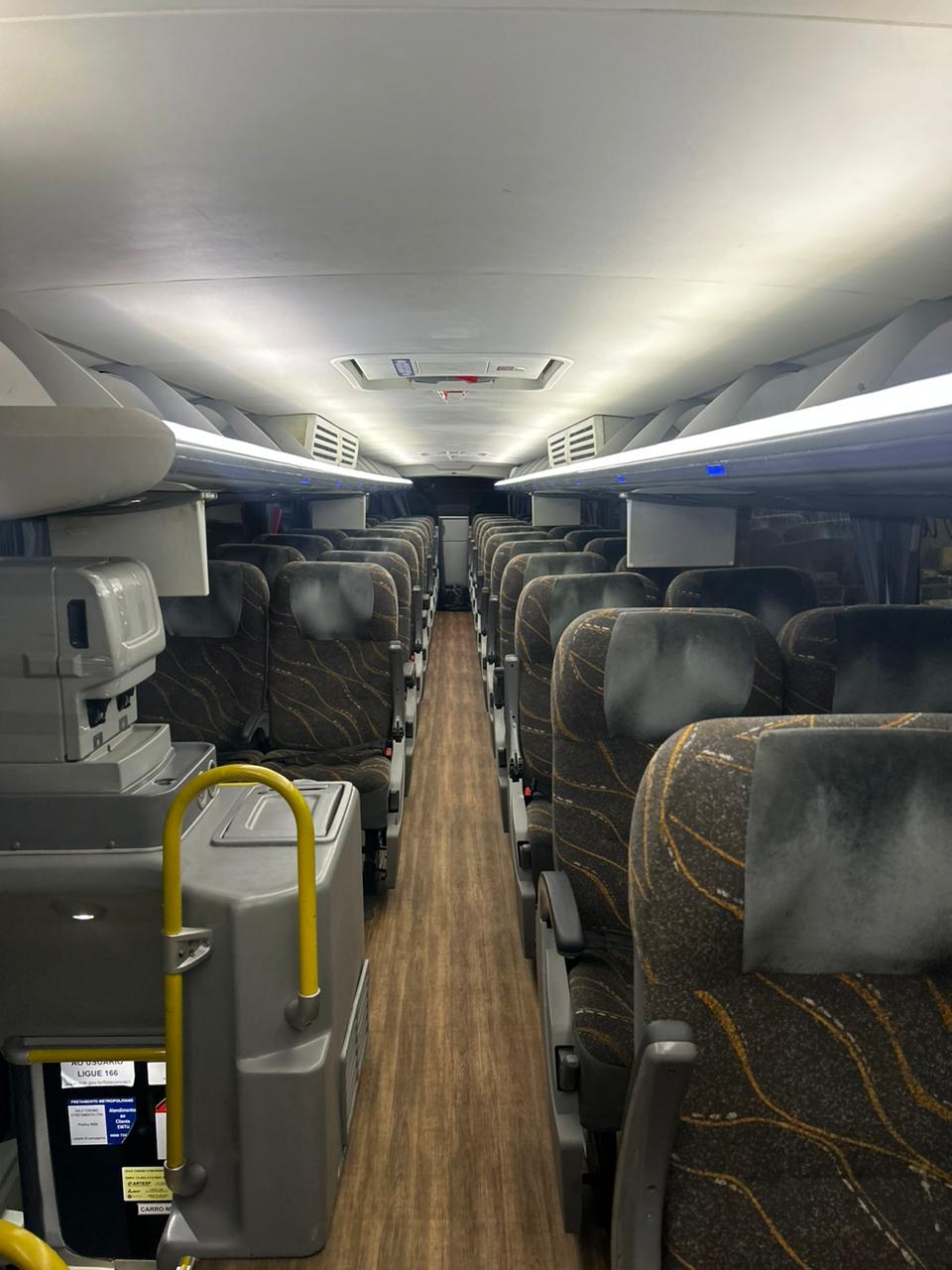 Ônibus Comil Invictus DD - Facilita Bus